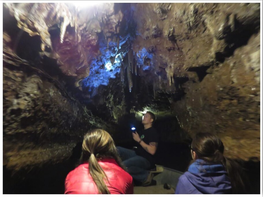 3 Unique Caves in Iowa and Why They’re Worth the Trip! USA - Between ...