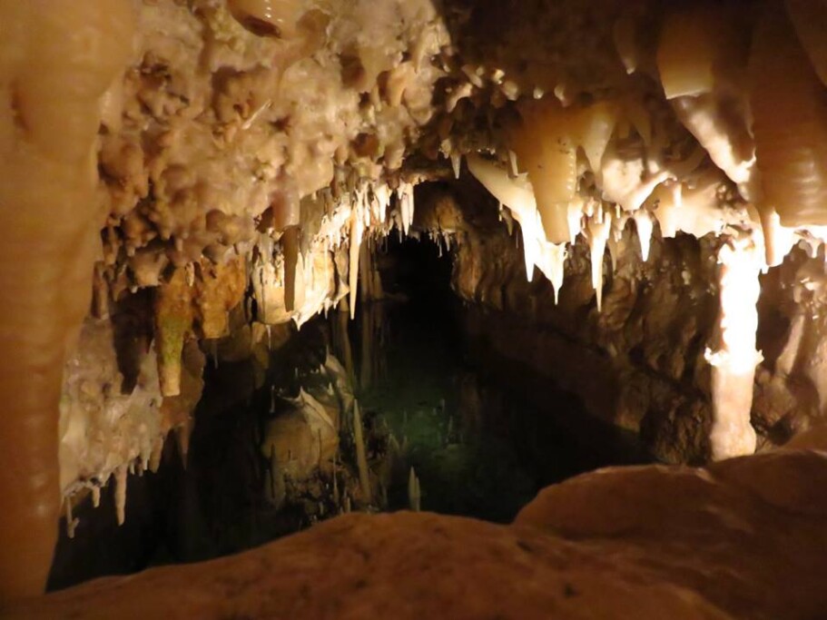 3 Unique Caves in Iowa and Why They’re Worth the Trip! USA - Between ...
